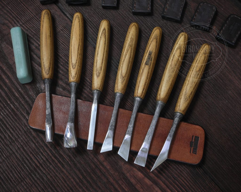 Set carving knives with bag