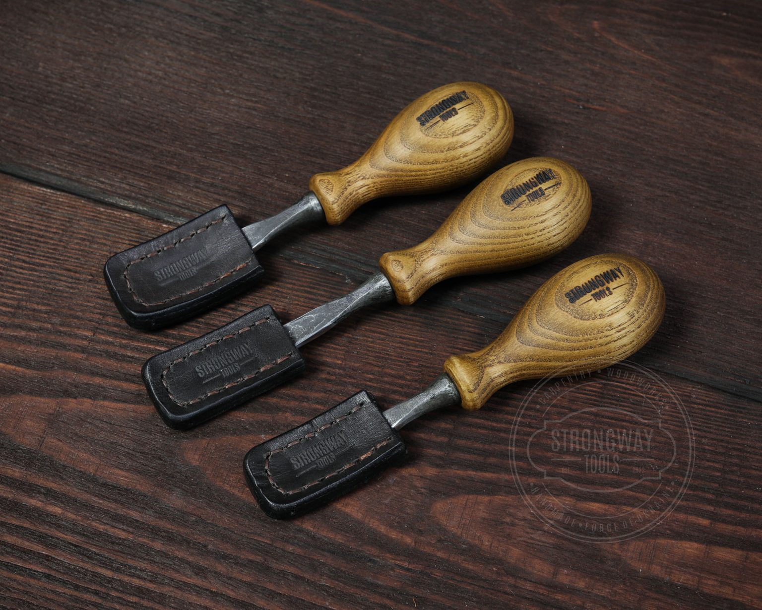 Set of three cutting knives