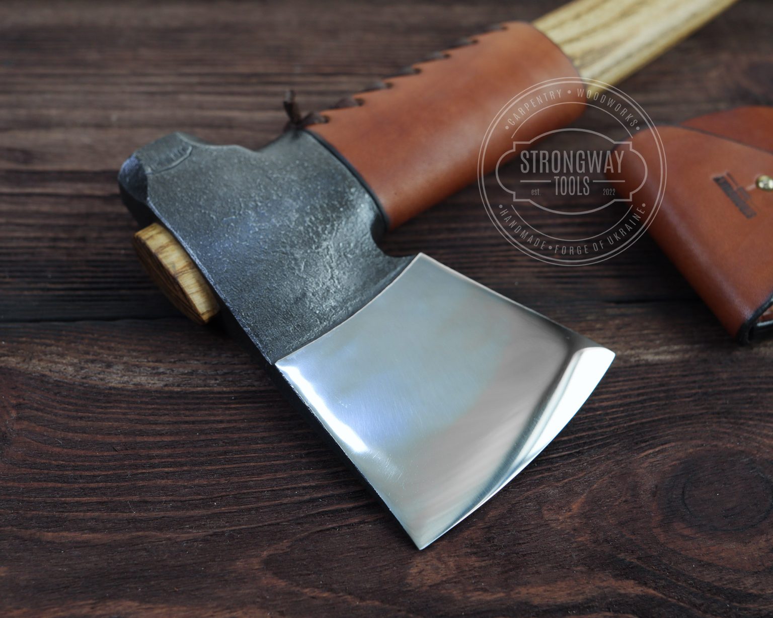 Bushcraft axe 10