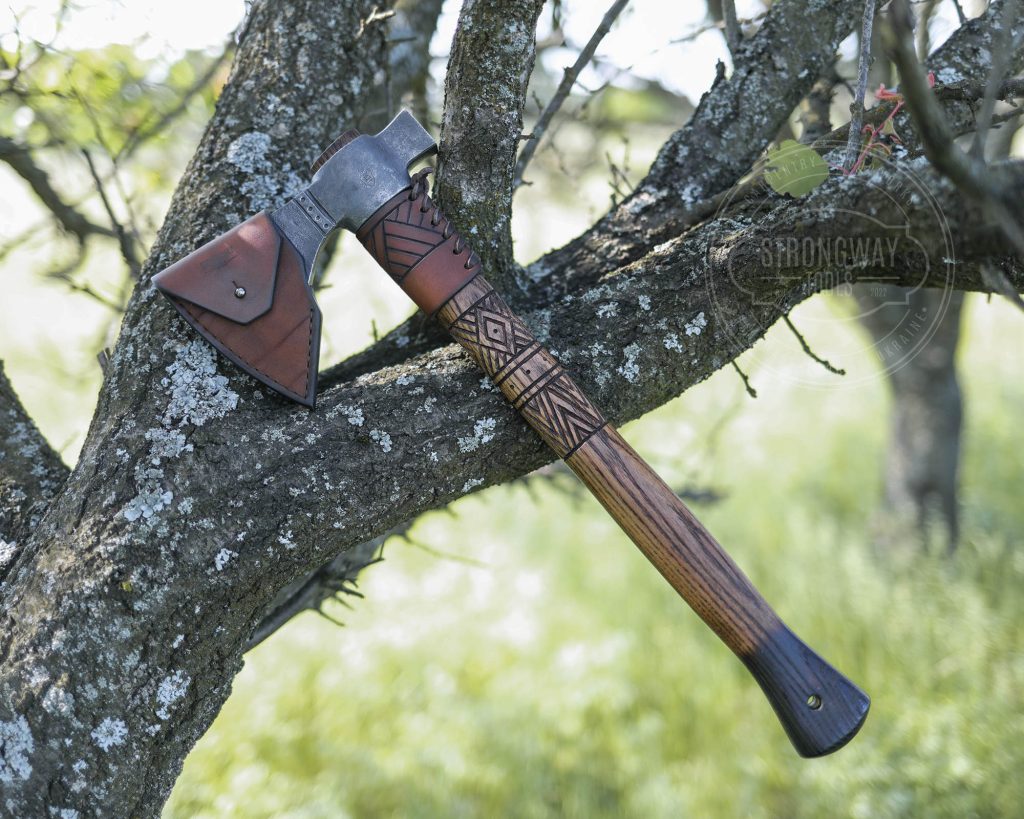 Small Tomahawk AXE 2