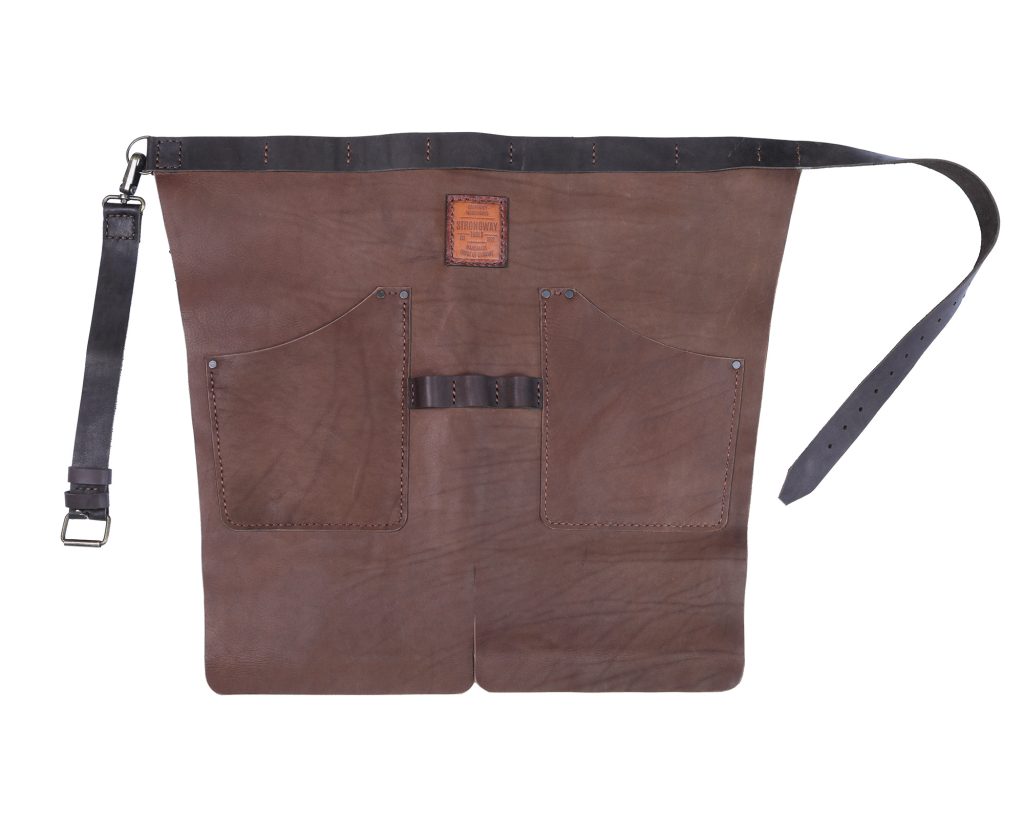Half apron with belt