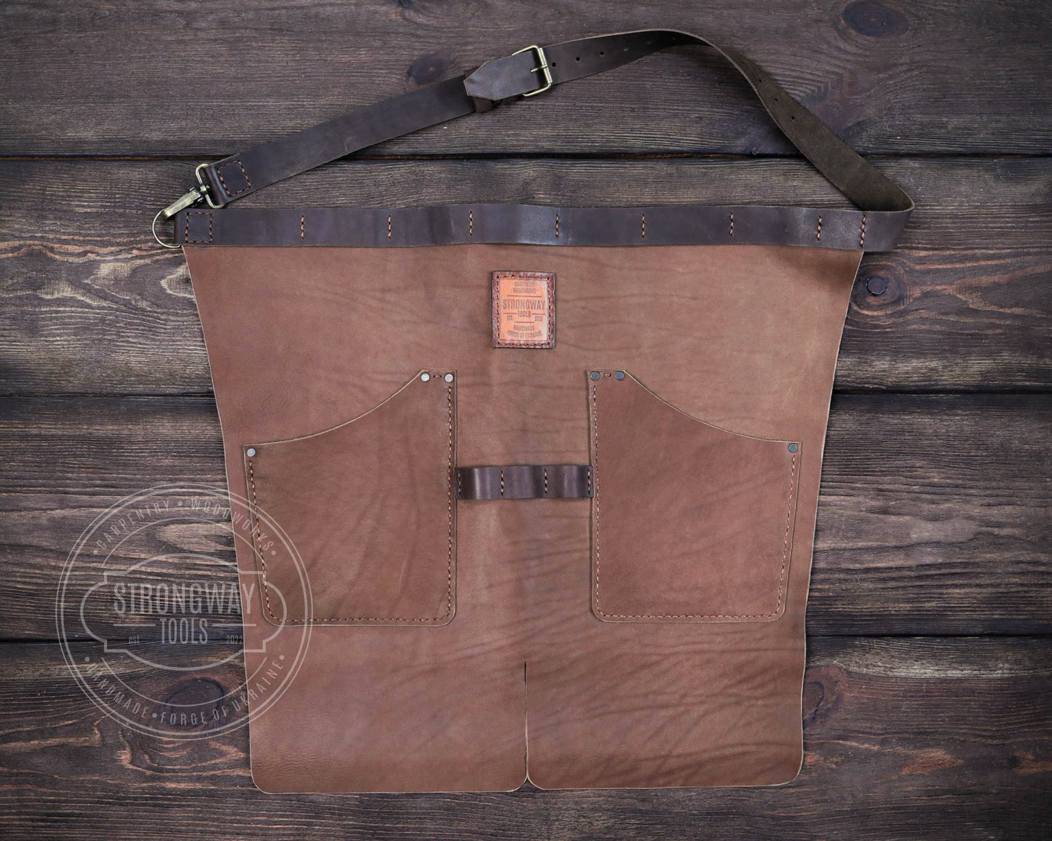 Half apron with belt