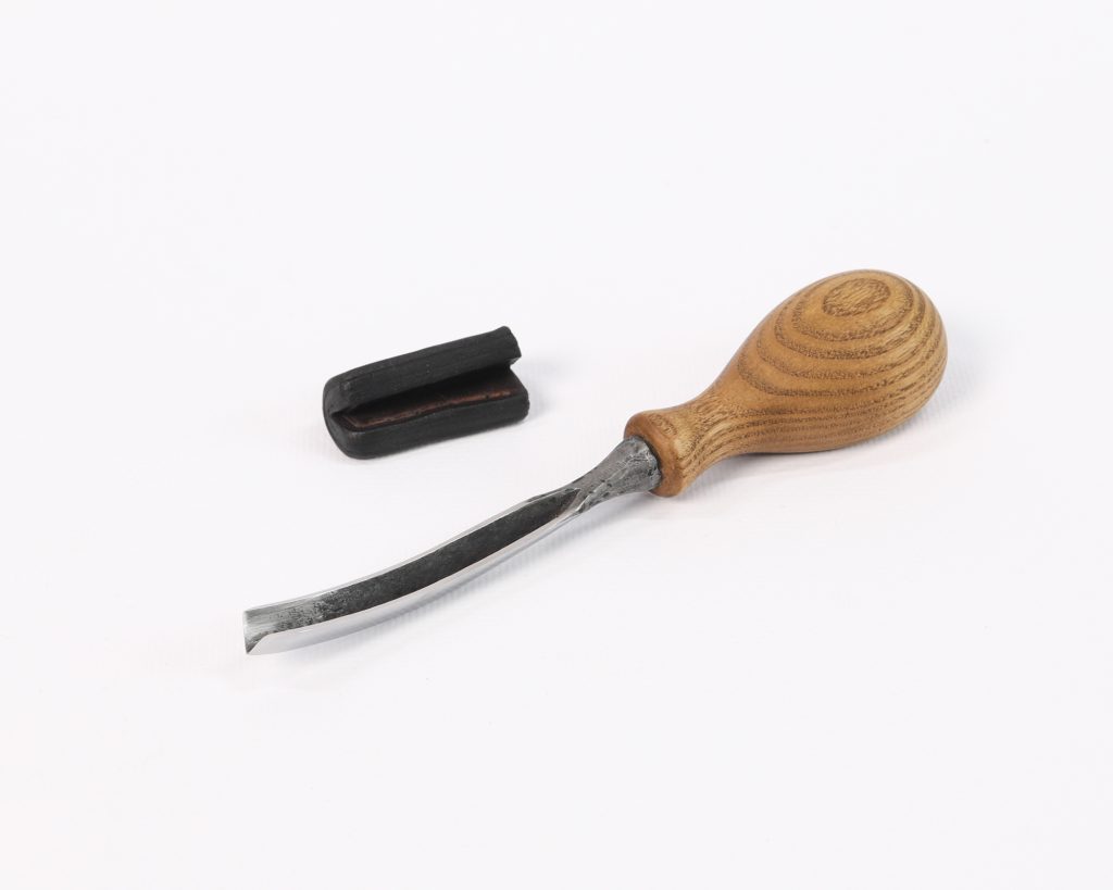 V shape carving knife