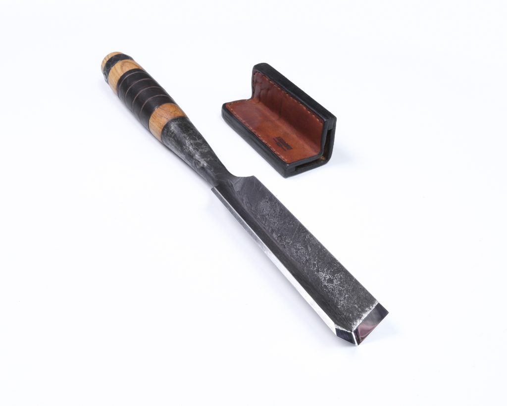 V Chisel Large