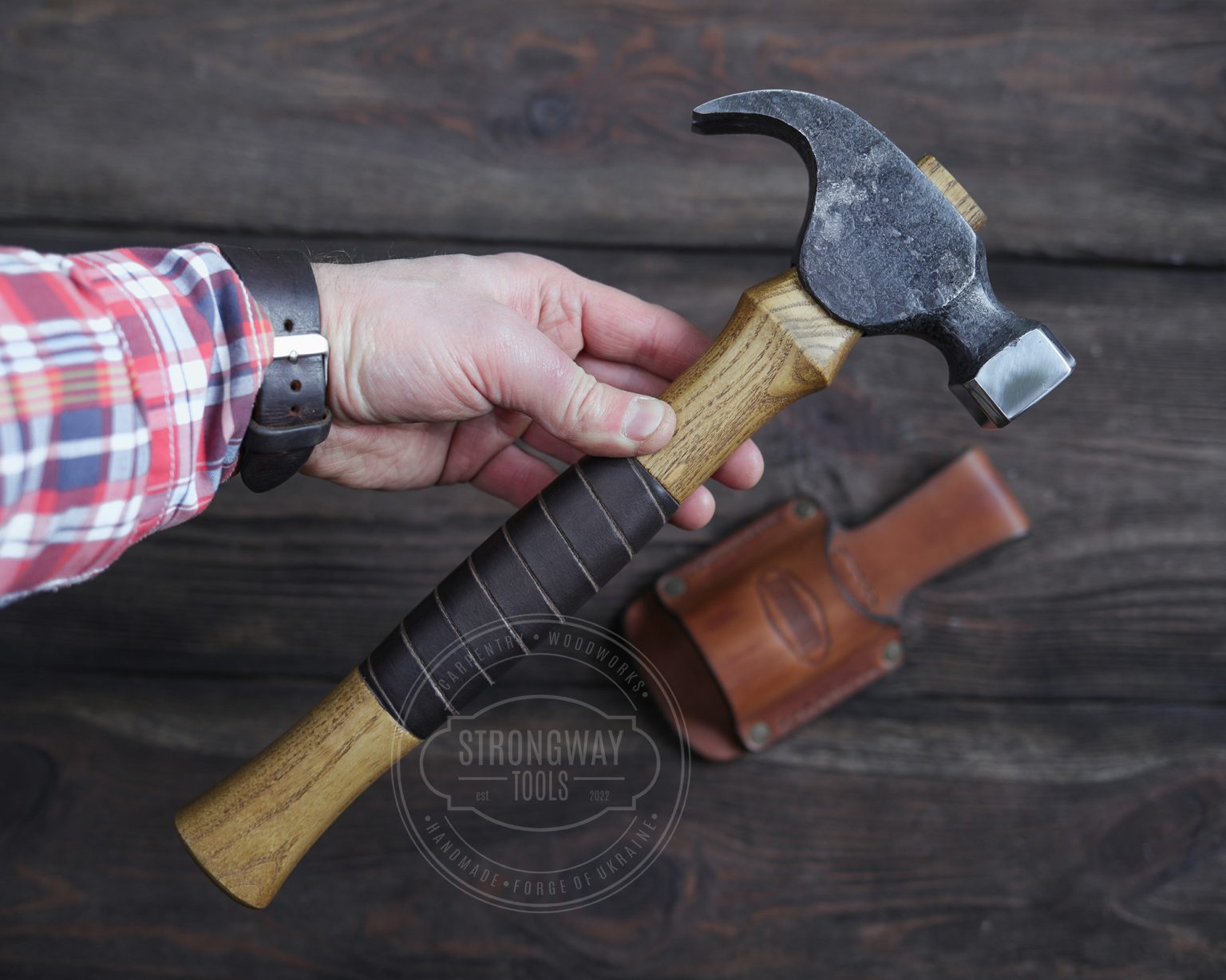 Hammer with nail puller in case