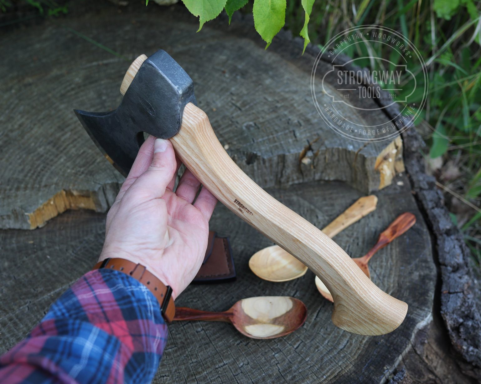 Small hatchet with octagonal handle
