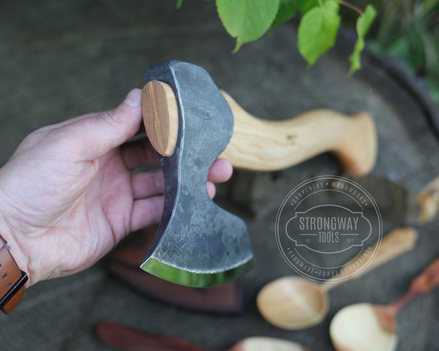 Small hatchet with octagonal handle