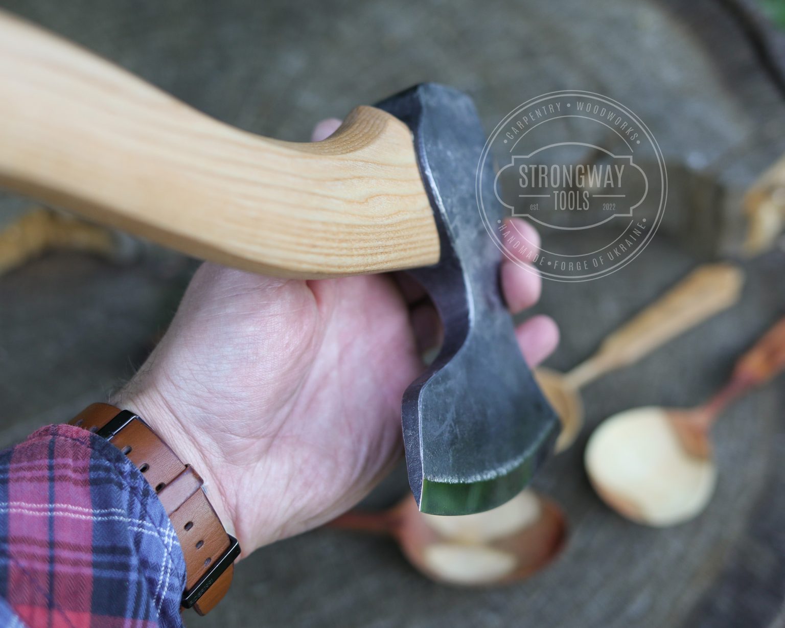 Small hatchet with octagonal handle
