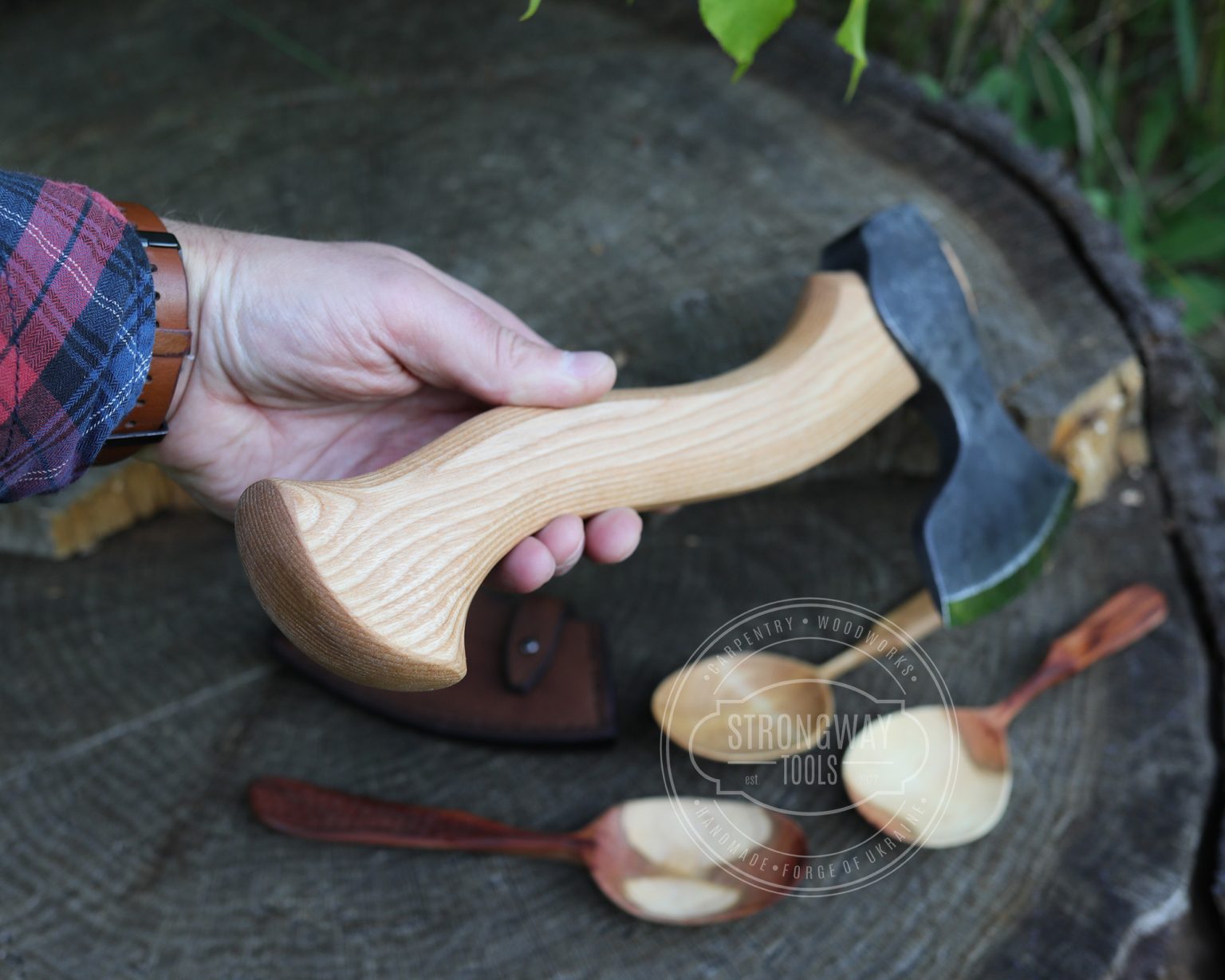 Small hatchet with octagonal handle