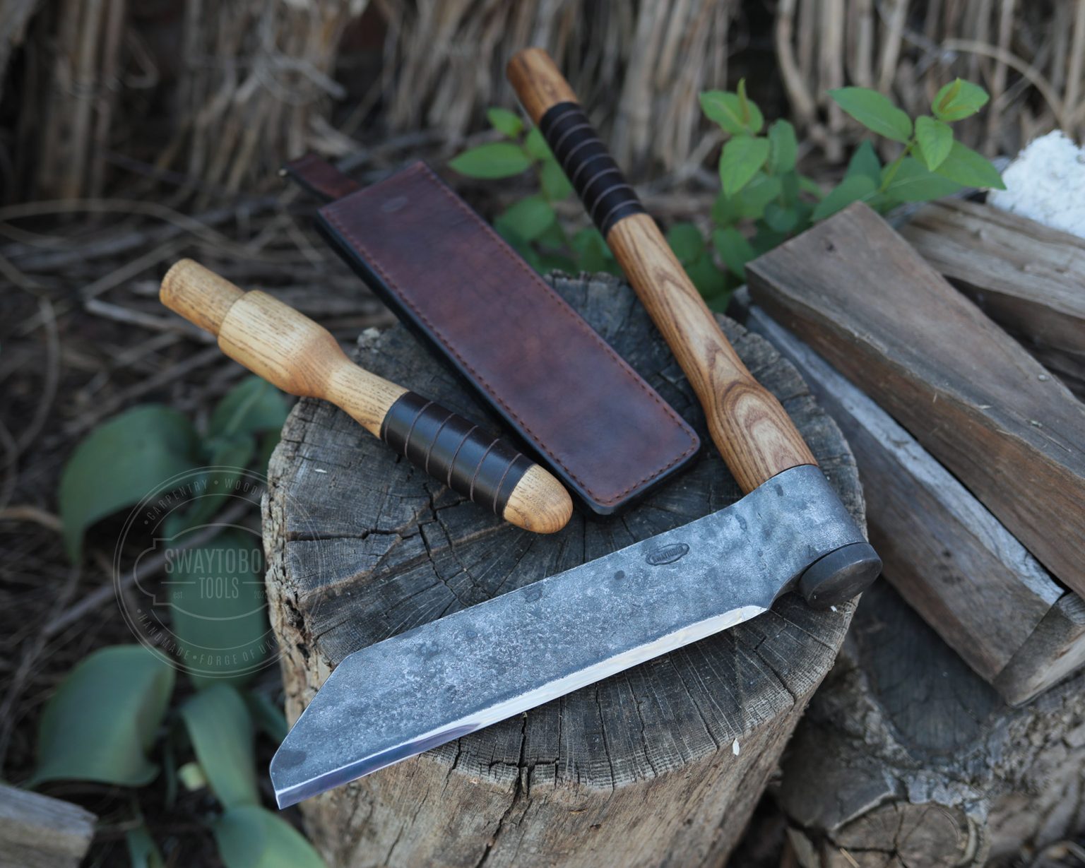 Hand-Forged Splitting Froe with 2 Replaceable Handles
